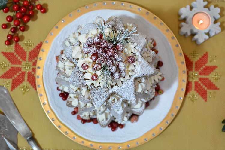 Pandoro con crema al mascarpone e amaretti - Un pizzico di pepe rosa